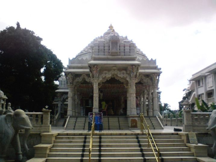 10 Amazing Jain Temples Of India, 1. Gomateshwara (Bahubali) Temple, 2 ...
